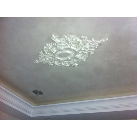 ceiling roses french style;rosace louis XV;rosace encastré plafond ...
